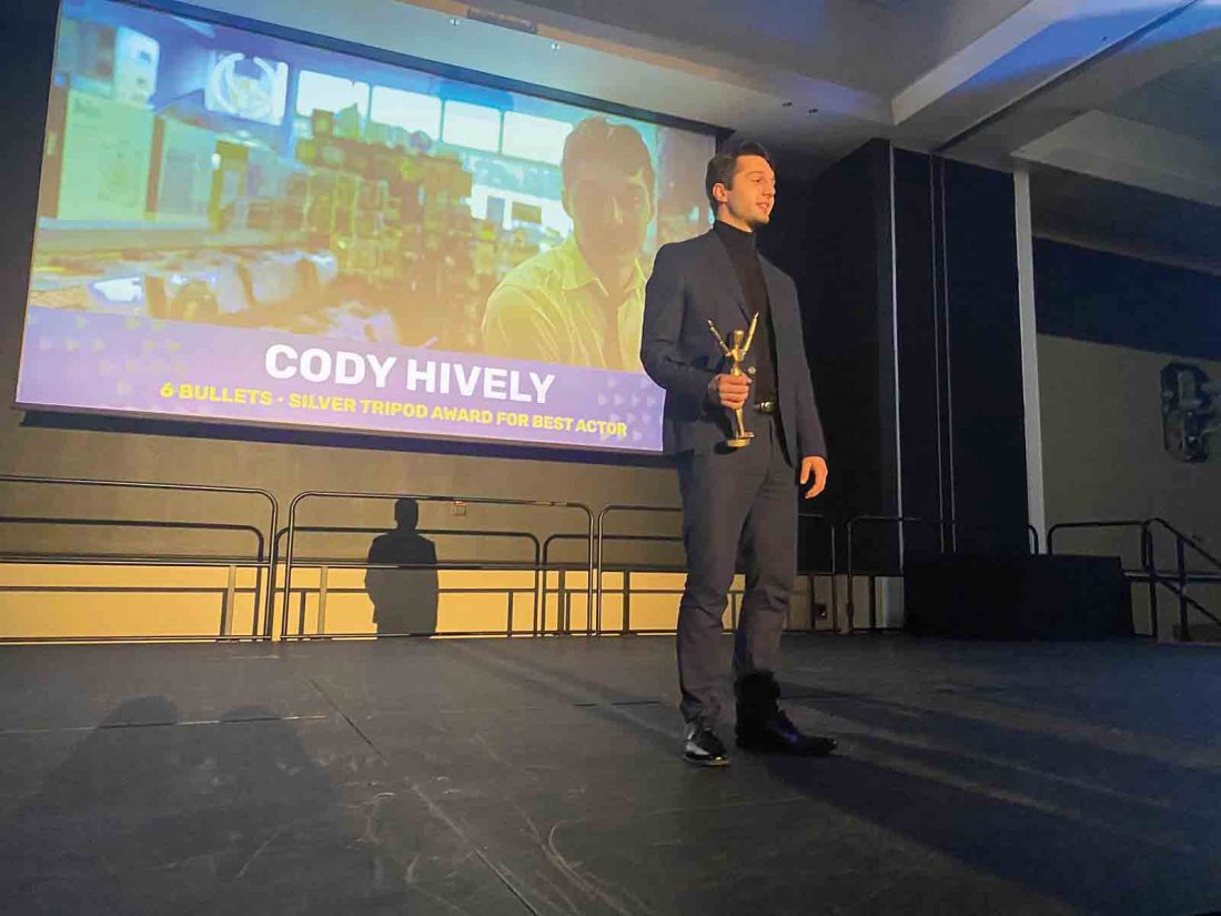 Hively receives acting award | News, Sports, Jobs - News and Sentinel